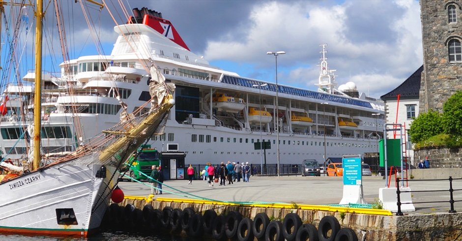 To Bergen By Boat & Ferry - VisitBergen.com