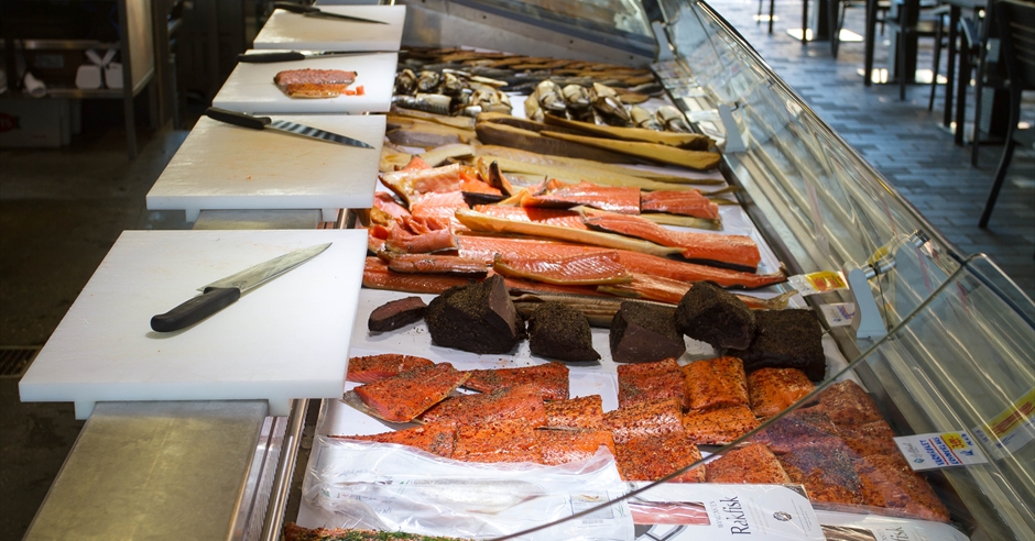 Fish Market in Bergen - visitBergen.com