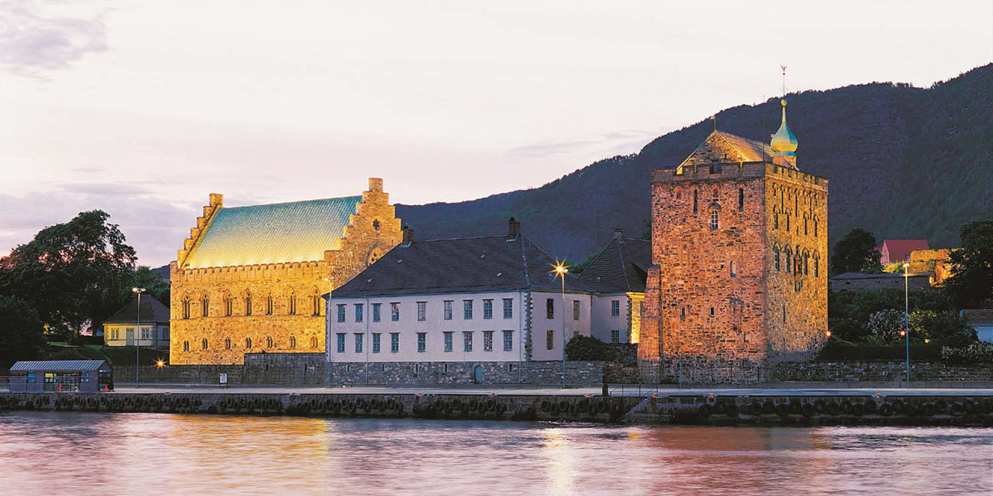 Die Festung Bergenhus - visitBergen.com