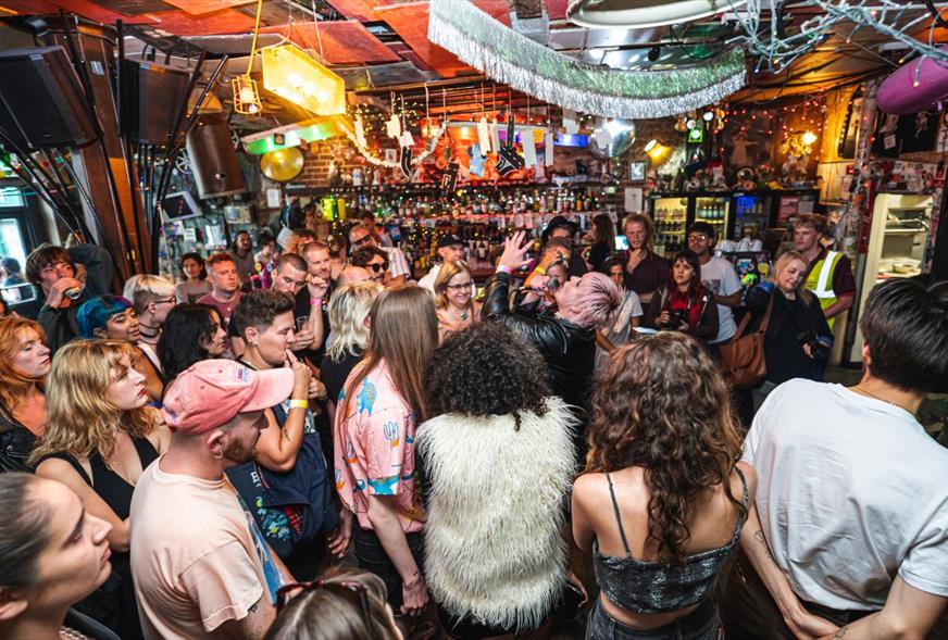 Brighton Pubs & Bars | Nightclubs in Brighton