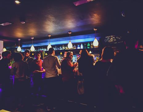 Brighton Pubs & Bars | Nightclubs in Brighton