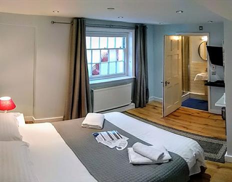 Brighton Accommodation | Places to Stay in Brighton