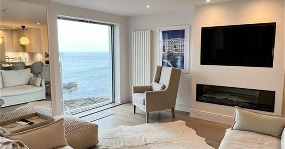 Morelli Plaza - Portstewart - Causeway Coast & Glens