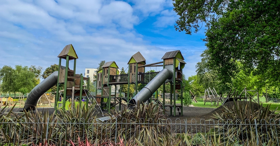 Pittville Park - Things to do in Cheltenham