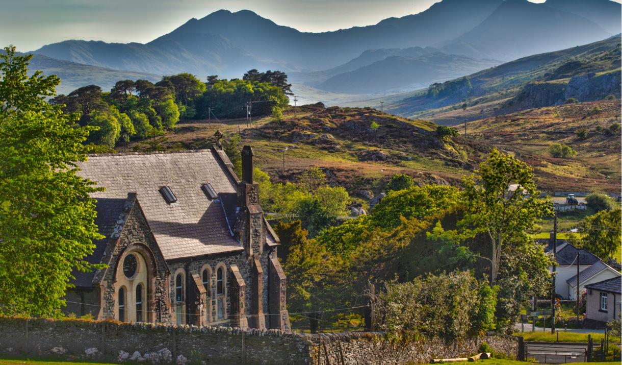 St Curig's Church - Betws-y-Coed - Visit Conwy