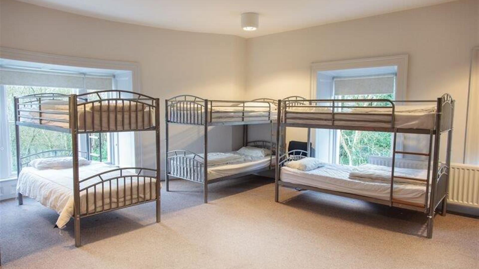 Hostels - Visit Derry