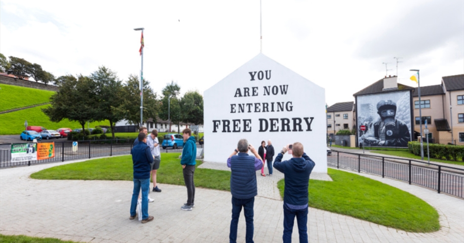 ‘You are now entering Free Derry’ - Visit Derry