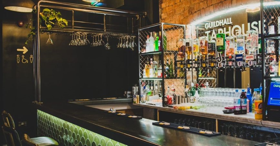 Bars & Pubs - Visit Derry