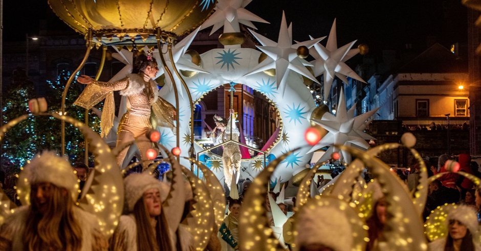 Derry set to sparkle in all its festive glory as Christmas Procession ...