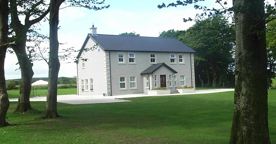 Groarty Manor - Bed & Breakfast in Londonderry, Londonderry/Derry ...