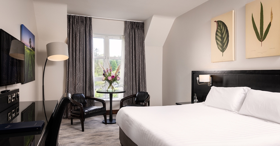 The Redcastle Oceanfront Golf & Spa Hotel - Hotel - Visit Derry