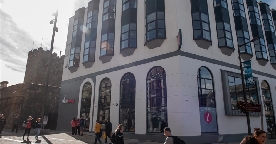 Visit Derry Information Centre - Tourist Information Centre in Derry ...