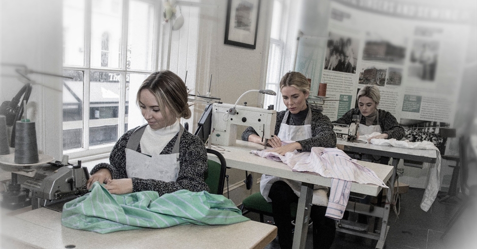 Factory Girls and Rock 'n' Roll - Derry~Londonderry - Visit Derry