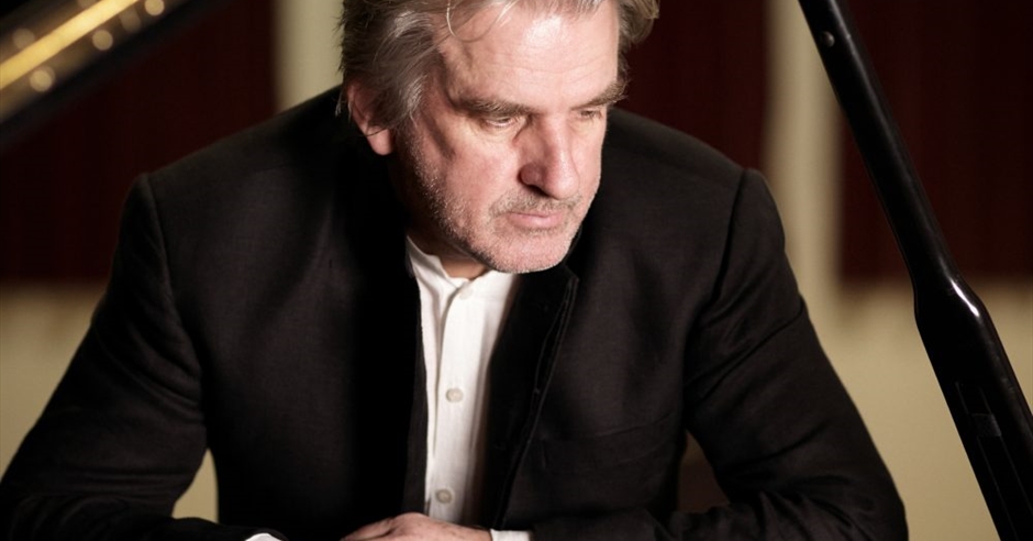 Walled City Music Festival: Barry Douglas - Derry~Londonderry - Visit Derry