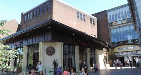 Retail Stores - Visit Derry