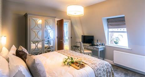 Hotels in Derry~Londonderry