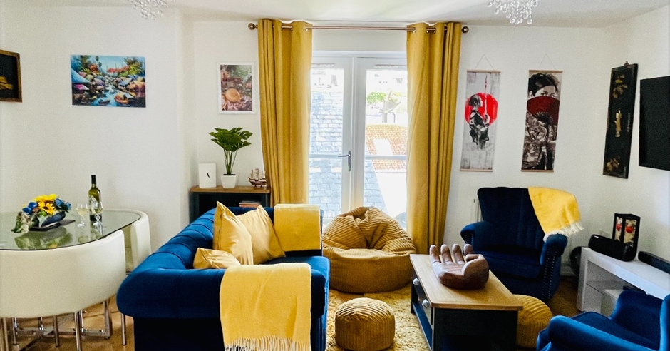 2 Captains Rest - Self-Catering in BRIXHAM, Brixham - English Riviera