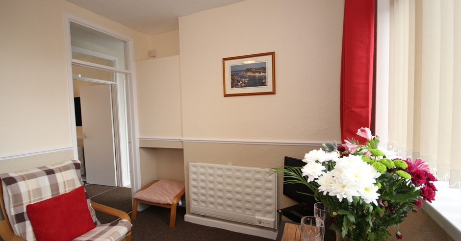 Big Tree Holiday Flats Paignton - Self-Catering in PAIGNTON, Paignton ...