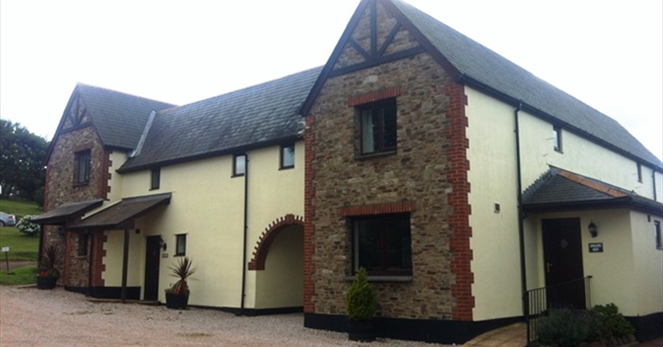 New Barn Farm - Self-Catering in Paignton, Paignton - English Riviera