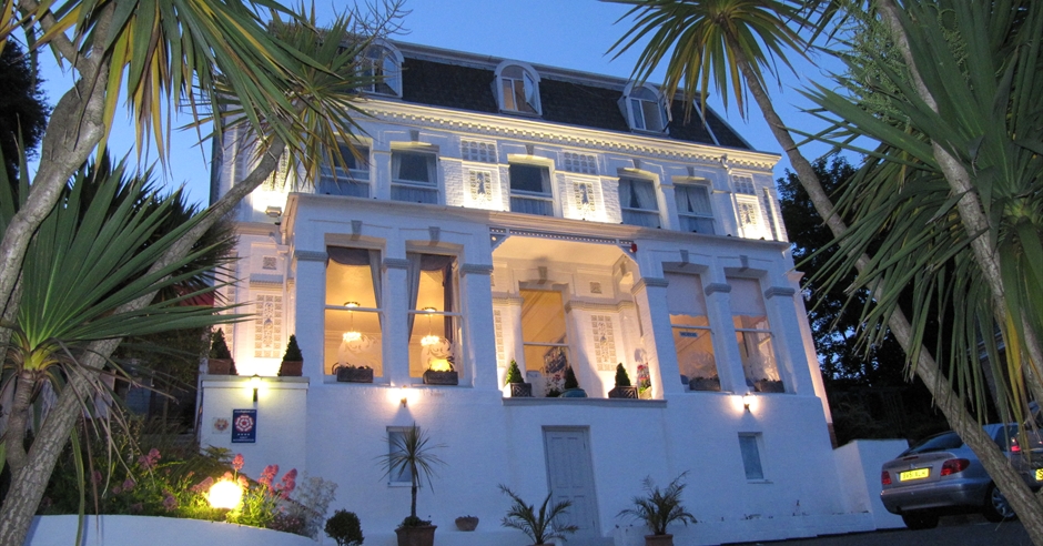 The Shirley - Guest House in TORQUAY, Torquay - English Riviera