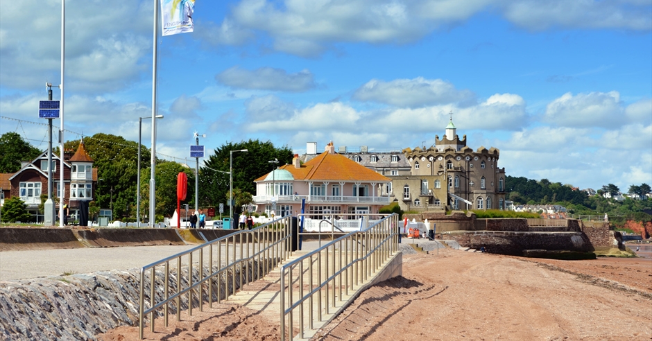 Access to Beaches on the English Riviera - Beach in Torquay , Torbay ...