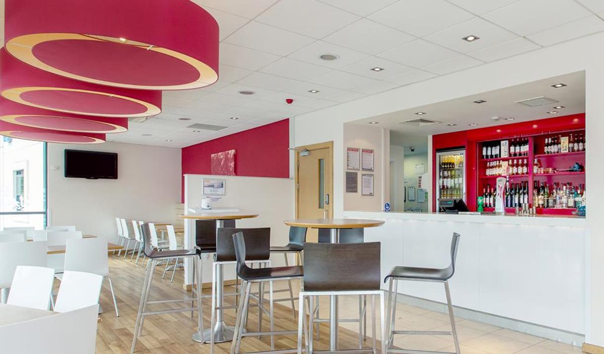 Travelodge Torquay - Torquay - English Riviera