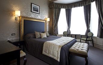 English Riviera Hotels - Torquay, Paignton and Brixham Hotel Accommodation