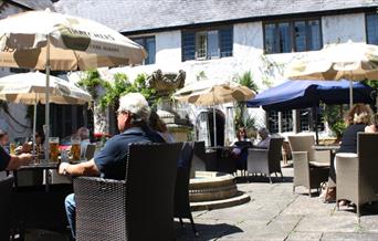 Restaurants in Brixham | Places to Eat on the English Riviera