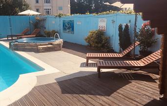 English Riviera Hotels - Torquay, Paignton and Brixham Hotel Accommodation