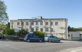 English Riviera Hotels - Torquay, Paignton and Brixham Hotel Accommodation