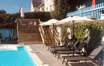 English Riviera Hotels - Torquay, Paignton and Brixham Hotel Accommodation