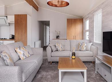 Roydon Marina Village - Holiday Village in Roydon, Epping Forest ...