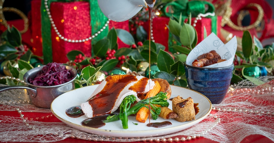 Christmas Day Lunch in 1935 Rooftop Restaurant - Christmas Event in ...