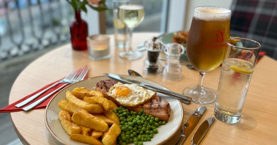 Pier View Restaurant at Park Inn by Radisson Palace - Restaurant in ...