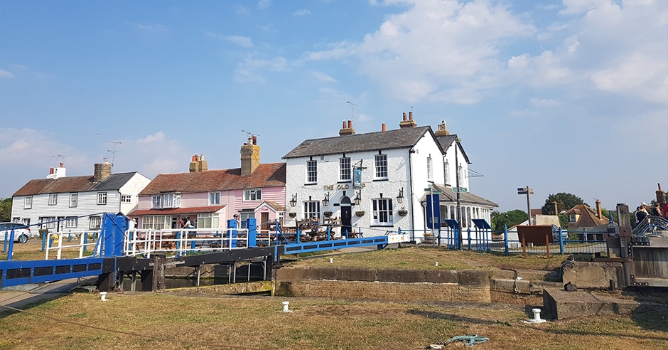 Heybridge Basin - Town in Maldon - Visit Essex