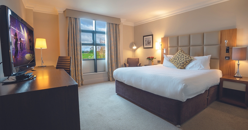 Potters Resorts Five Lakes Holiday Village Sv In Maldon Maldon Visit Essex
