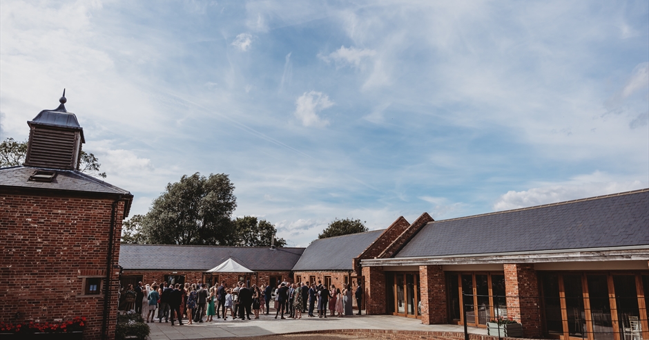 Apton Hall - Viewing Day - Exhibition in Rochford, Rochford - Visit Essex