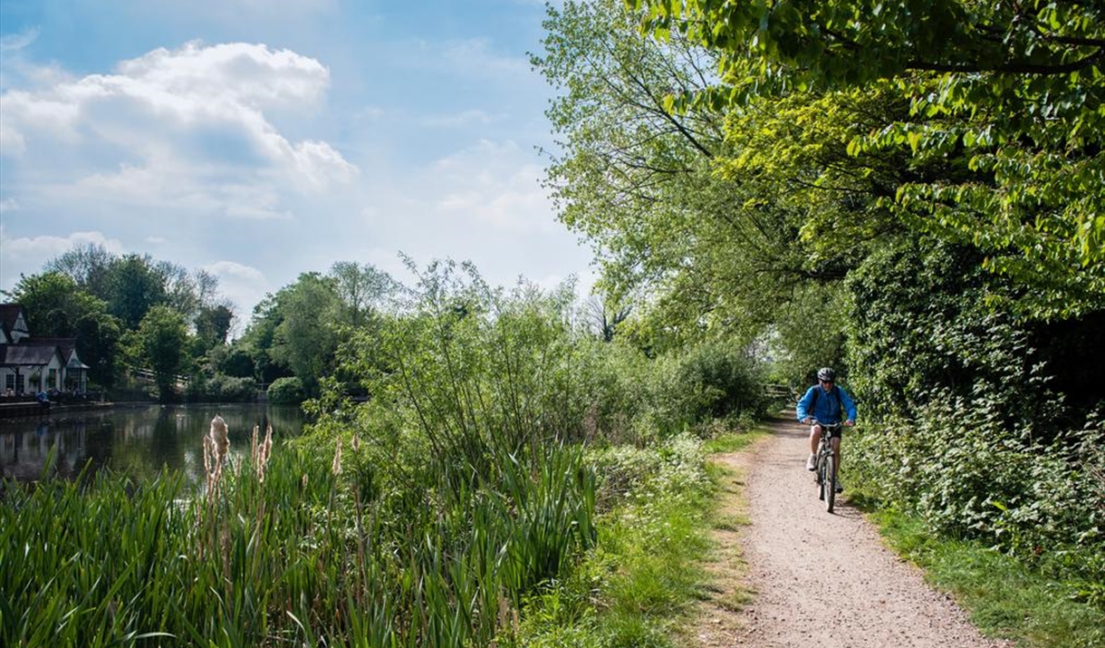 Walking & Cycling around the Lee Valley - Walking Route in Waltham ...