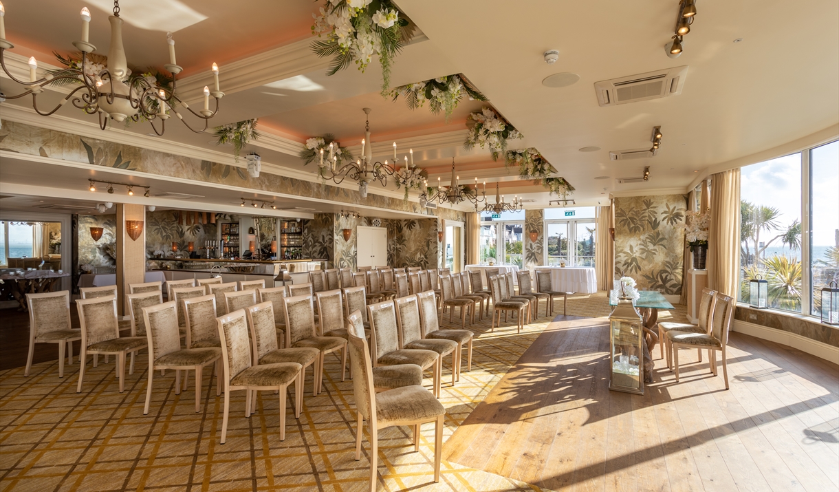 Roslin Beach Hotel Weddings - Wedding Ceremony Venue in Thorpe Bay ...
