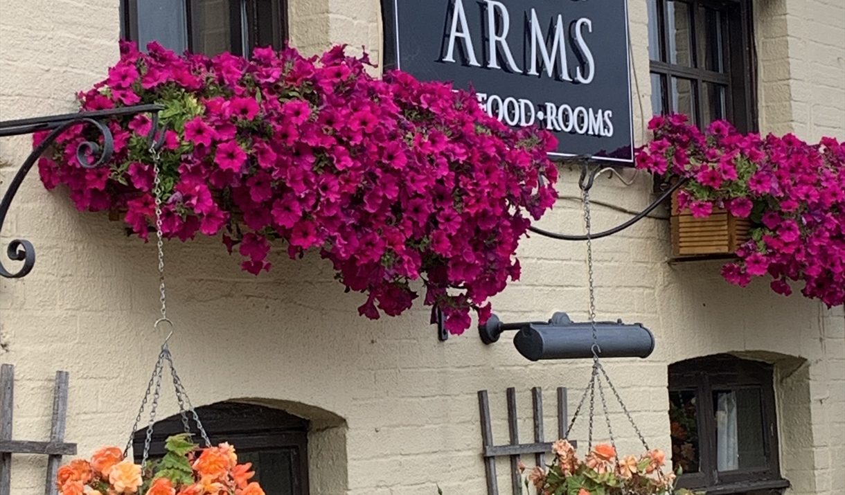 Kings Arms - Public House in Coggeshall, Colchester - Visit Essex