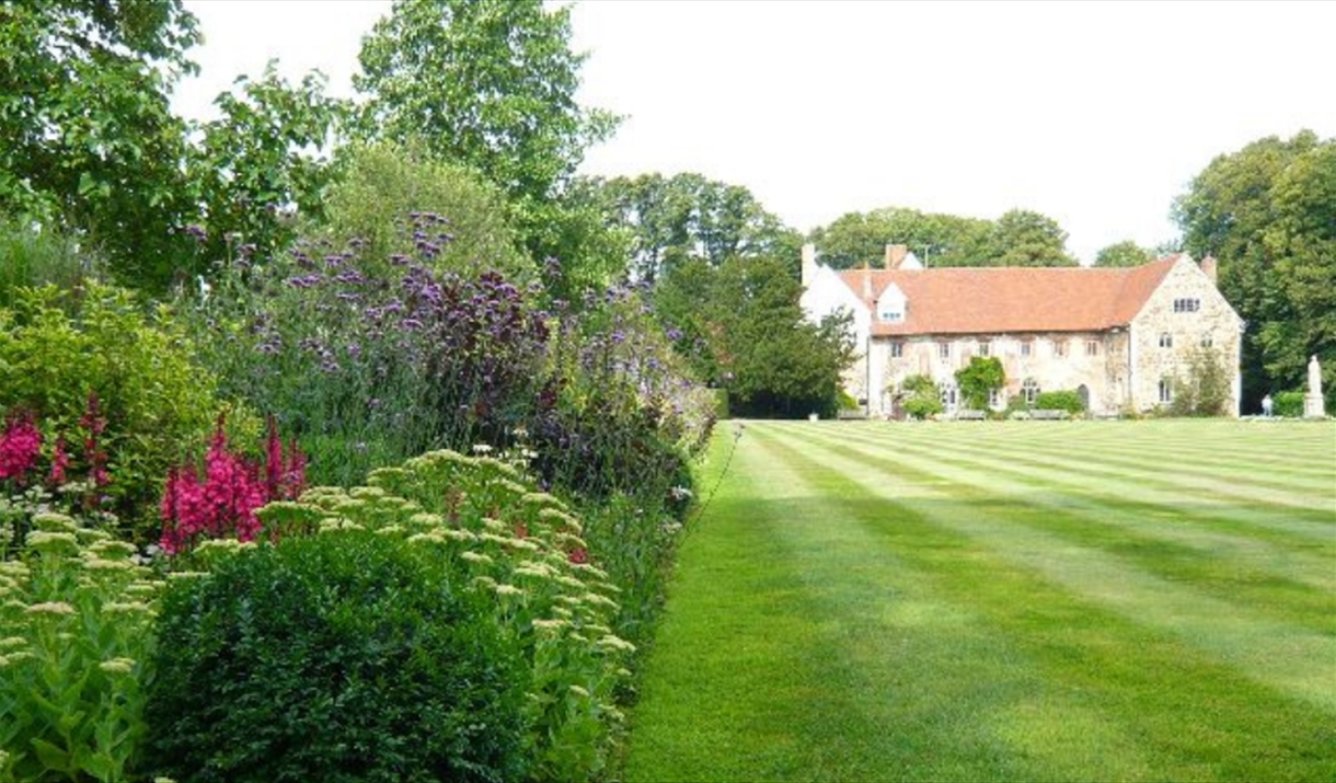 Beeleigh Abbey Gardens Open Days 2025 - Gardening Event in Maldon ...