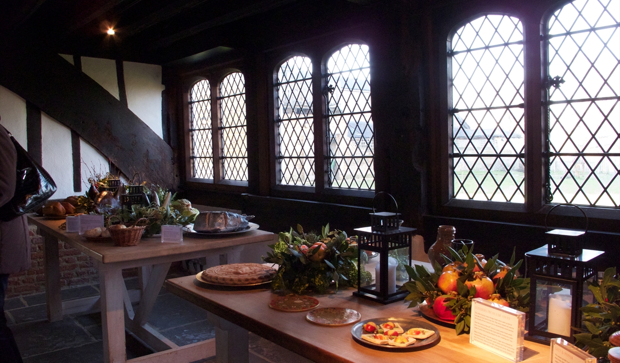 Queen Elizabeth's Hunting Lodge/The View - Historic Site in Chingford ...