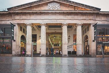 Shopping in Exeter's High Street