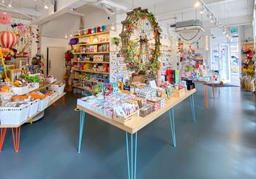 Shopping in Exeter's High Street