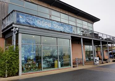 Shopping in Exeter's High Street