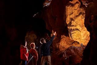 Kents Cavern Prehistoric Caves - Cave in Torquay, Torquay - Visit Exeter
