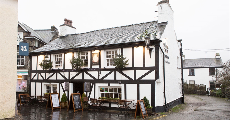 The Queens Head, Hawkshead - Hawkshead - Visit Lake District