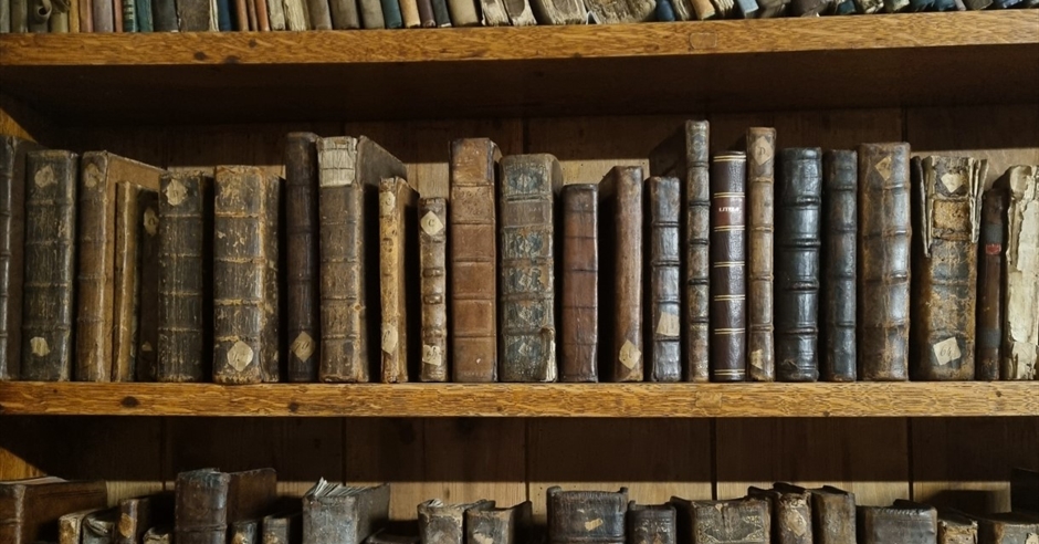 Free Historic Library Tours - Ambleside - Visit Lake District