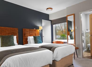 Crooklands Hotel - Near Kendal - Visit Lake District