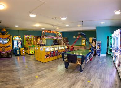 Fallbarrow Holiday Park - Parkdean Resorts - Bowness-on-Windermere ...
